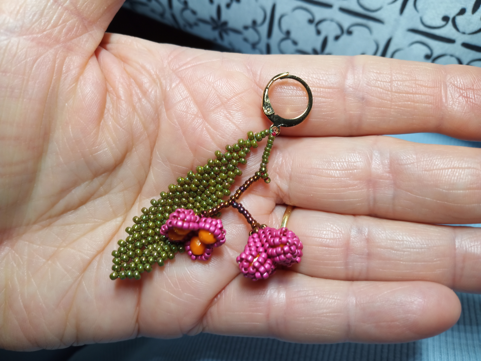 Beaded Spindle Berries and leaf tutorial | Cath Thomas Designs - SamohtaC